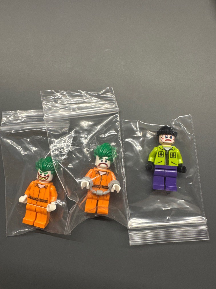 Authentic original Lego minifig 70912 Arkham asylum the joker henchman ...