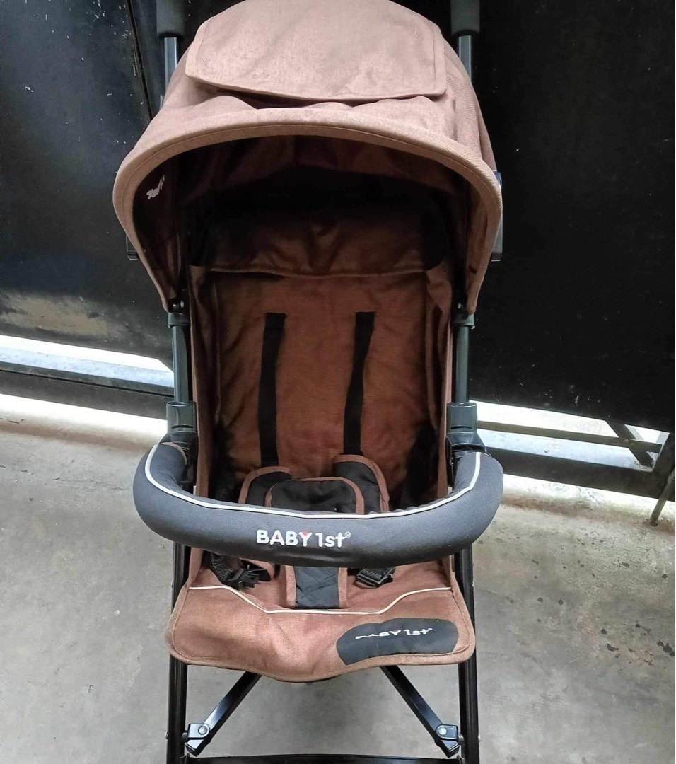 Baby 1st Preloved Stroller, Babies & Kids, Going Out, Strollers on ...