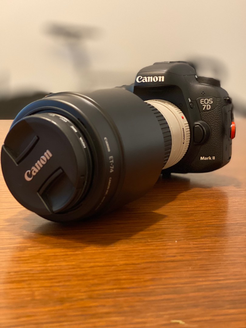 Canon EOS 7D Mark ii with 70-200mm F4L IS lens + free gifts ...