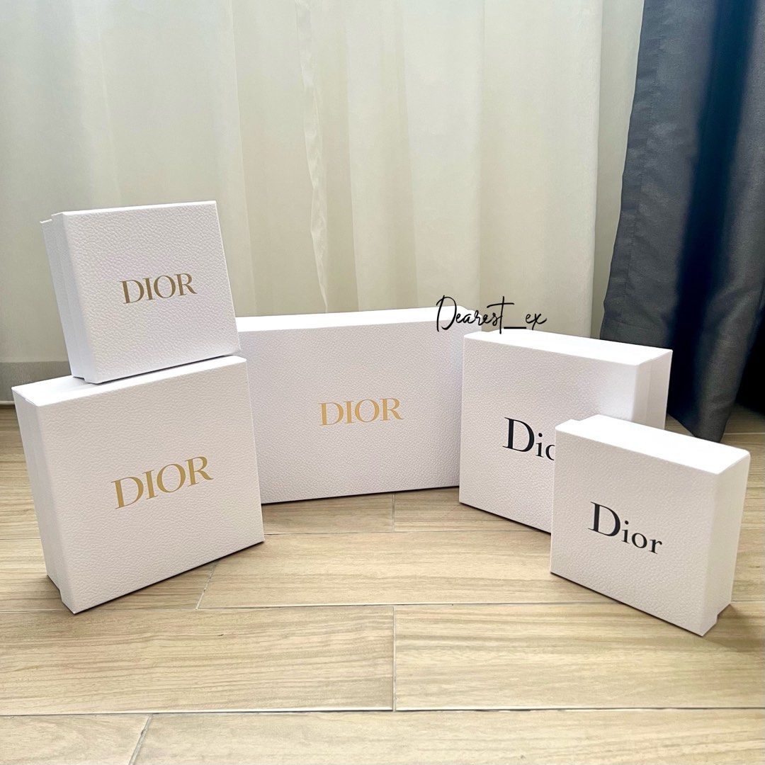 CD DIOR Classic White Gift Box Packaging, Luxury, Accessories on Carousell
