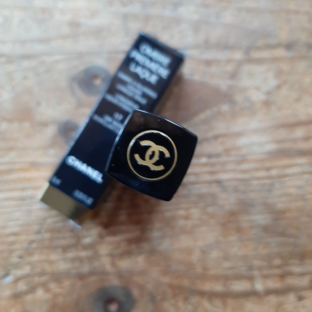 CHANEL liquid eyeshadow, Beauty & Personal Care, Face, Makeup on Carousell