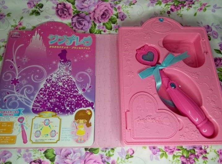 Cinderella Twinkle Twinkle stick/wand, Hobbies & Toys, Toys & Games on ...