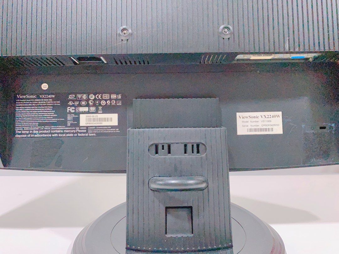 Computer monitor, Computers & Tech, Desktops on Carousell