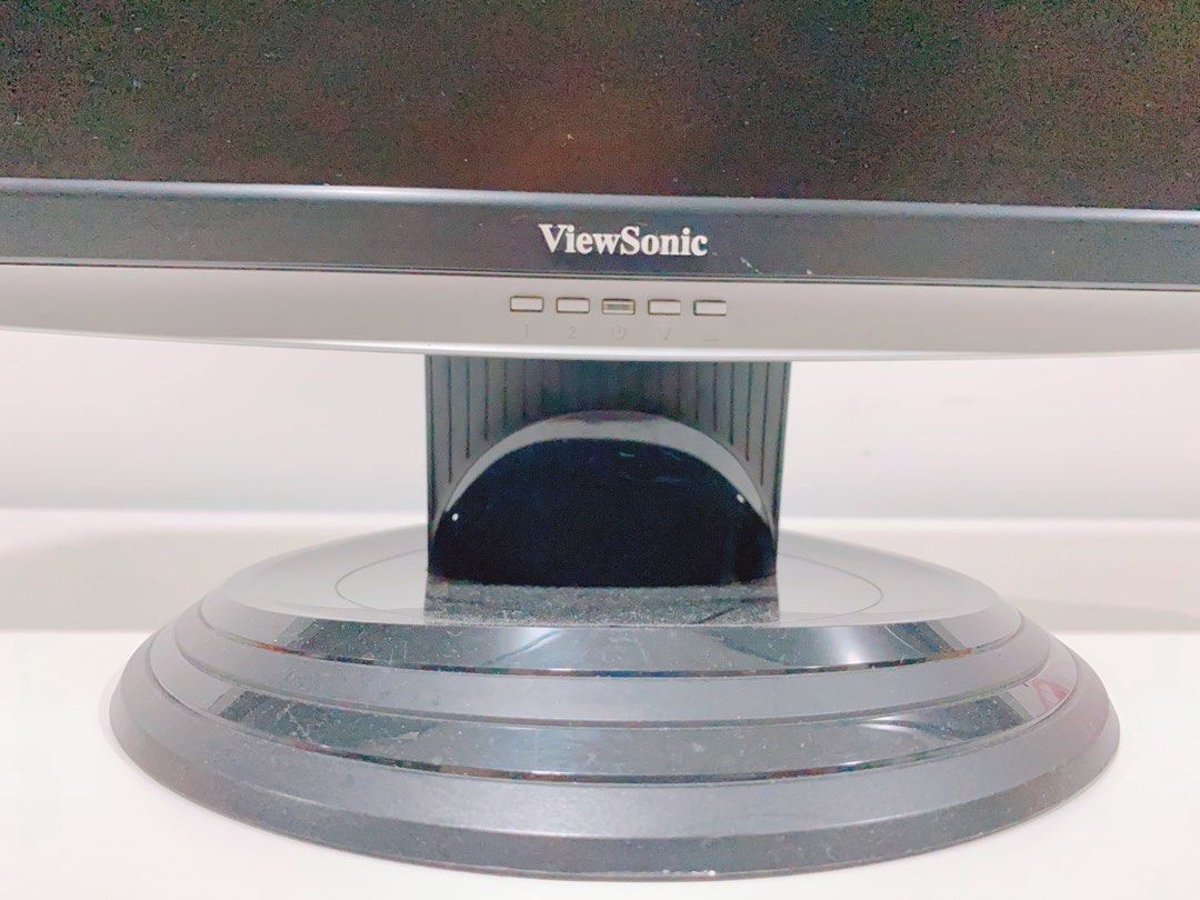 Computer monitor, Computers & Tech, Desktops on Carousell