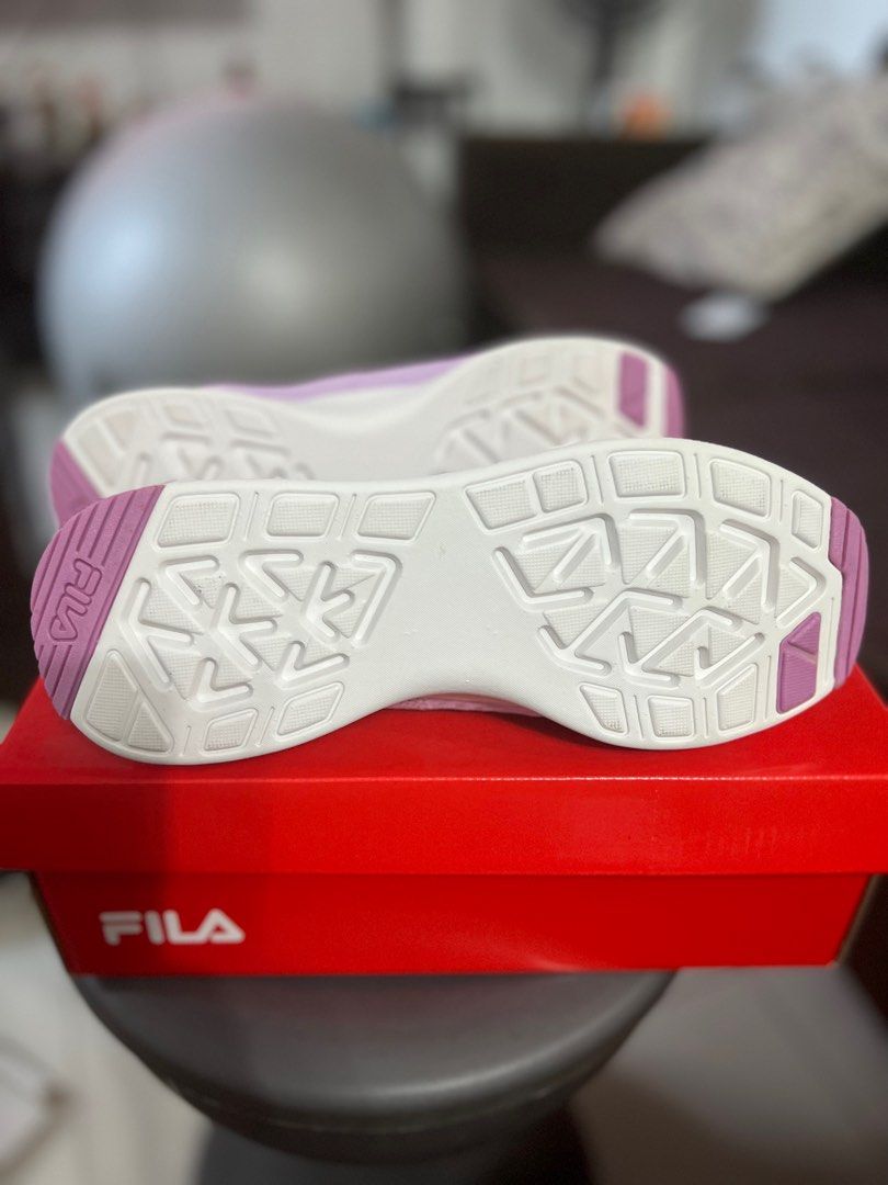 Fila XLite Float Run, Women's Fashion, Footwear, Sneakers on Carousell