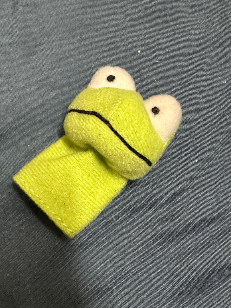 Green Frog Finger Puppet, Hobbies & Toys, Toys & Games on Carousell