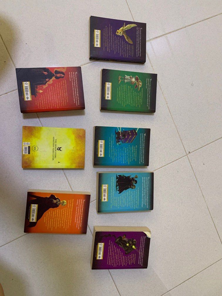 Harry Potter books boxed set, Hobbies & Toys, Books & Magazines ...