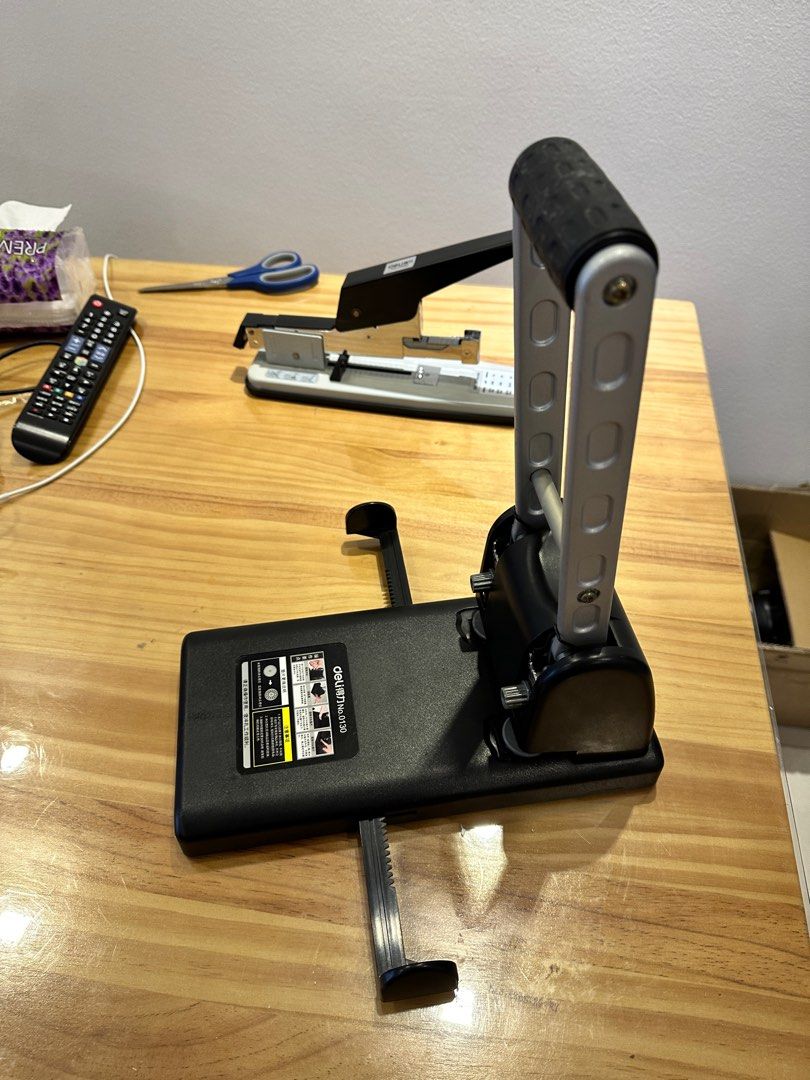 Heavy duty Paper Cutter, Stapler and Hole Puncher, Hobbies & Toys ...