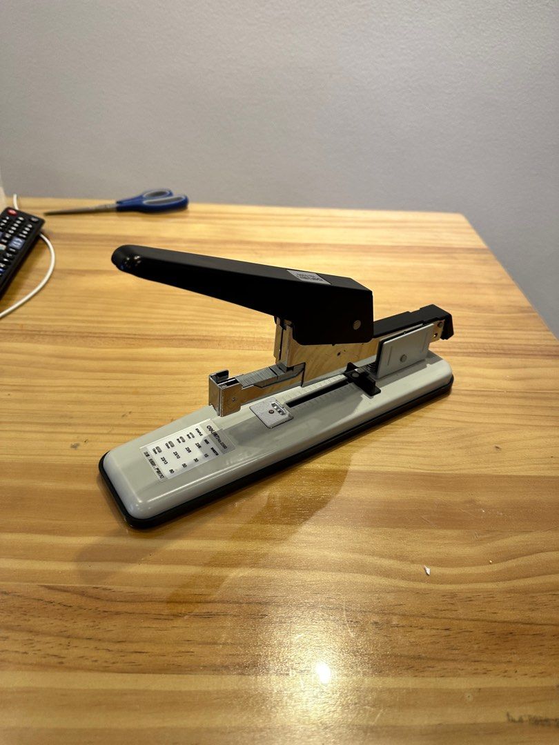 Heavy duty Paper Cutter, Stapler and Hole Puncher, Hobbies & Toys ...