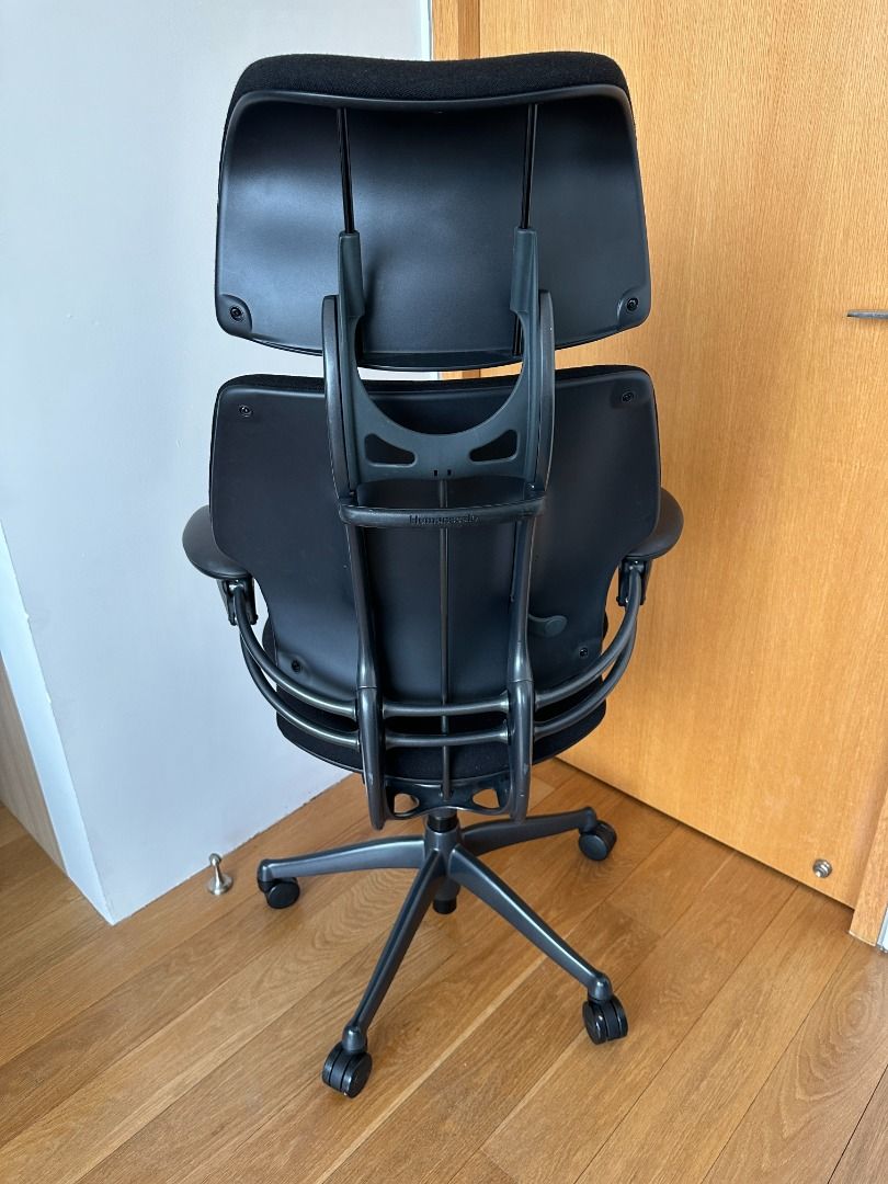 Humanscale Freedom Task Chair w/ Headrest [Black] office chair, desk ...