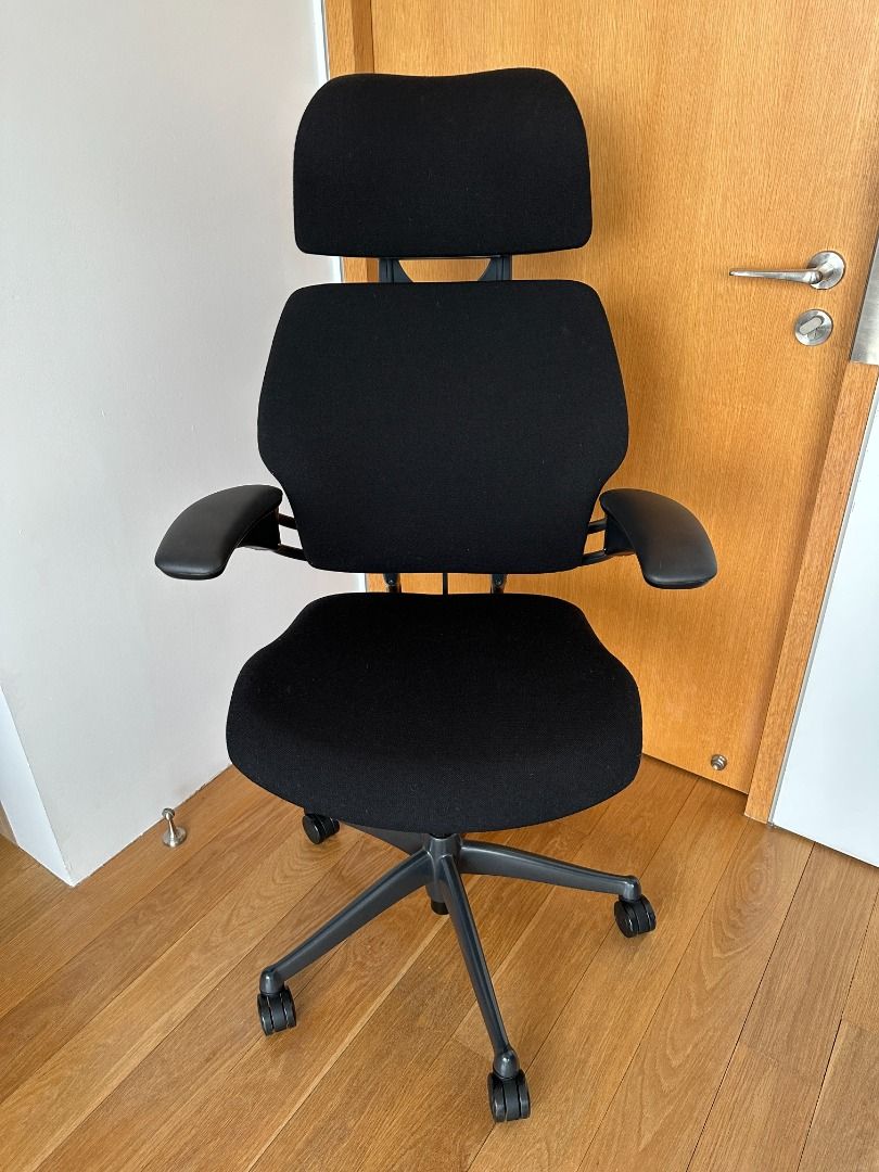 Humanscale Freedom Task Chair w/ Headrest [Black] office chair, desk ...