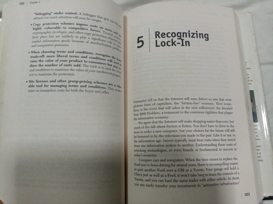 Information Rules - Carl Shapiro and Hal R. Varian, Harvard Business ...