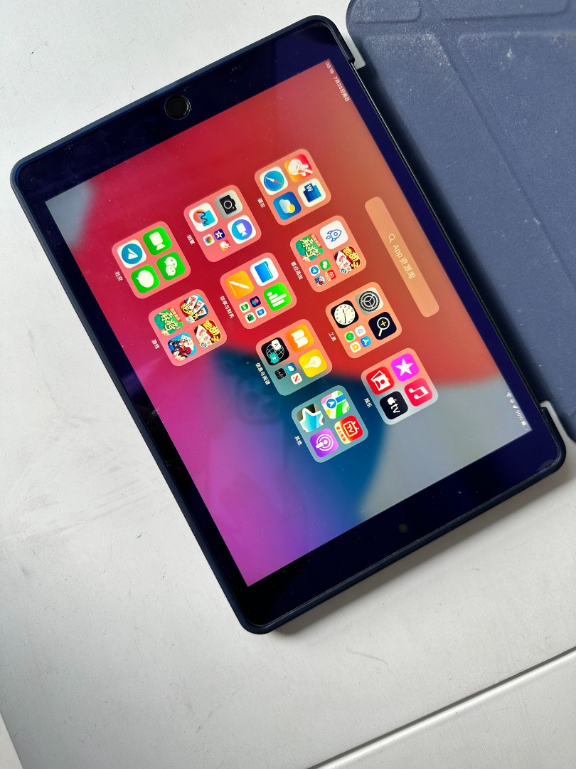 iPad Gen 8 32GB Wifi, Mobile Phones & Gadgets, Tablets, iPad on Carousell