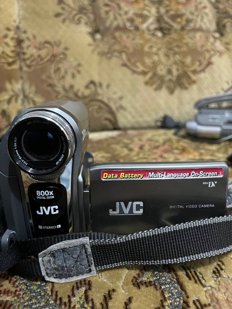 jvc digital video camera on Carousell