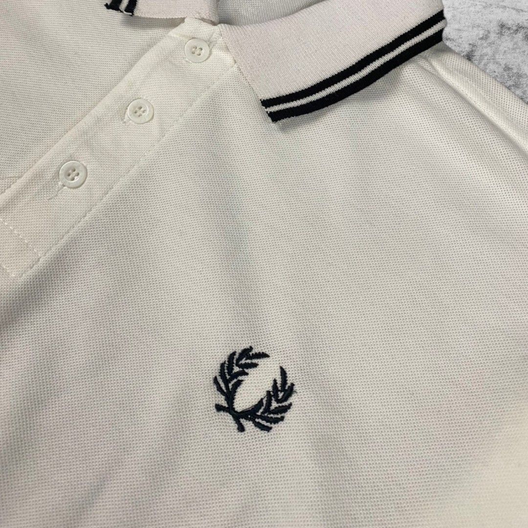 Kaos Polo Shirt Fred Perry Putih, Fesyen Pria, Pakaian , Atasan di ...