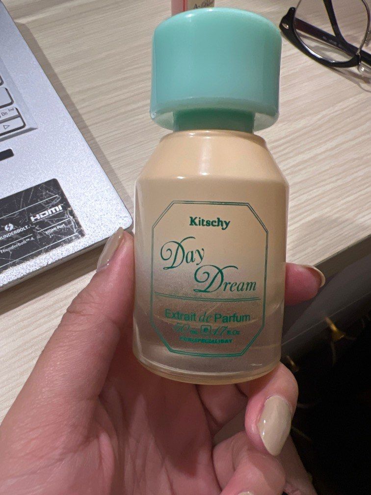 kitschy extrait de parfum - day dream on Carousell kitschy extrait de parfum - day dream on Carousell