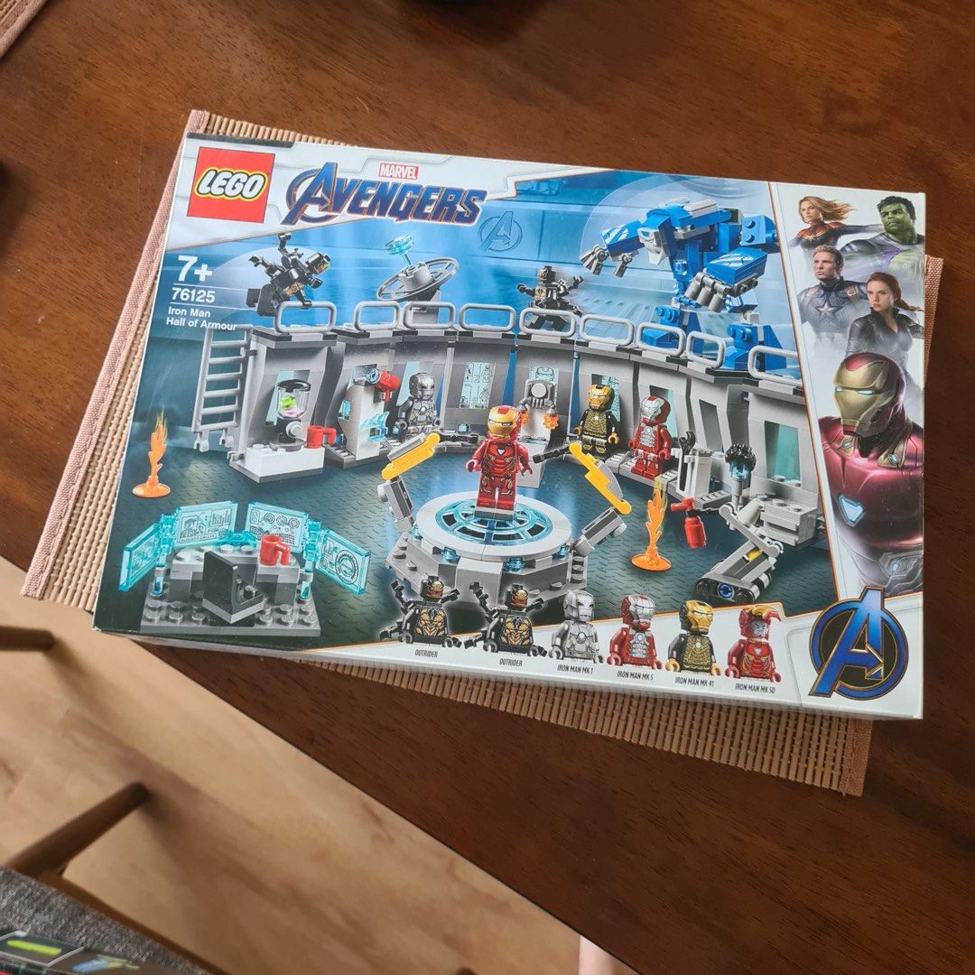 Lego 76125 Iron Mall Hall of Armour, Hobbies & Toys, Toys & Games on ...