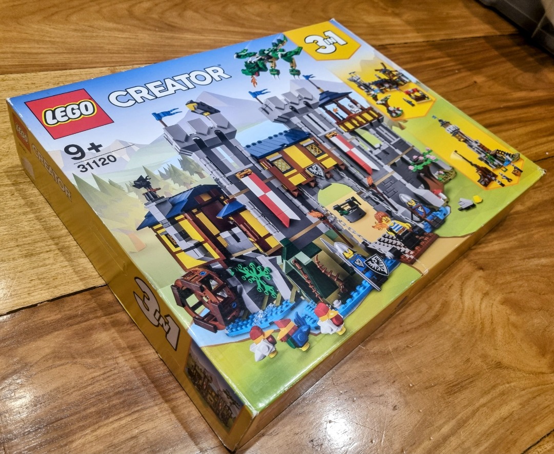 LEGO Creator 31120 3-in-1 Medieval Castle & Dragon, Hobbies & Toys ...