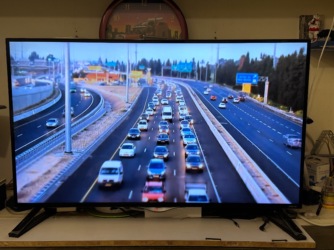 LG 42吋電視 Ultra HD 42UB8200-CH - Smart TV, 家庭電器, 電視 & 其他娛樂, 電視 - Carousell