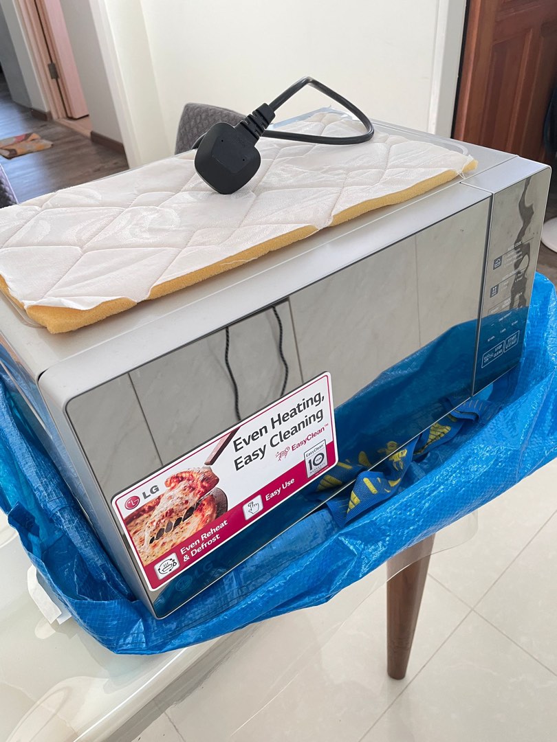 LG microwave oven, TV & Home Appliances, Kitchen Appliances, Ovens ...