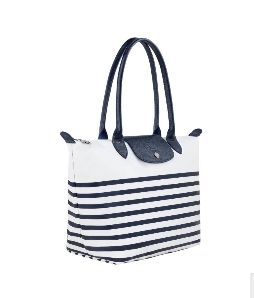 Longchamp Le Pliage, Barang Mewah, Tas & Dompet di Carousell