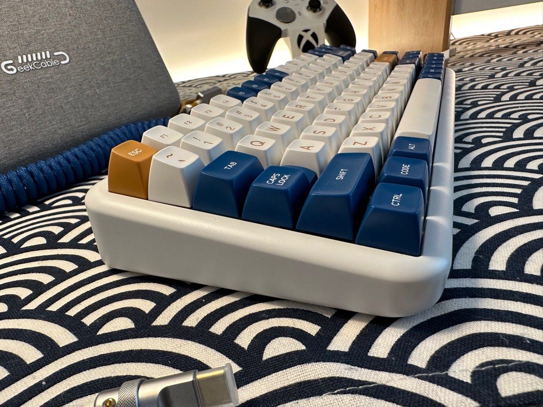 Melgeek mojo84 aluminum custom keyboard, Computers & Tech, Parts ...