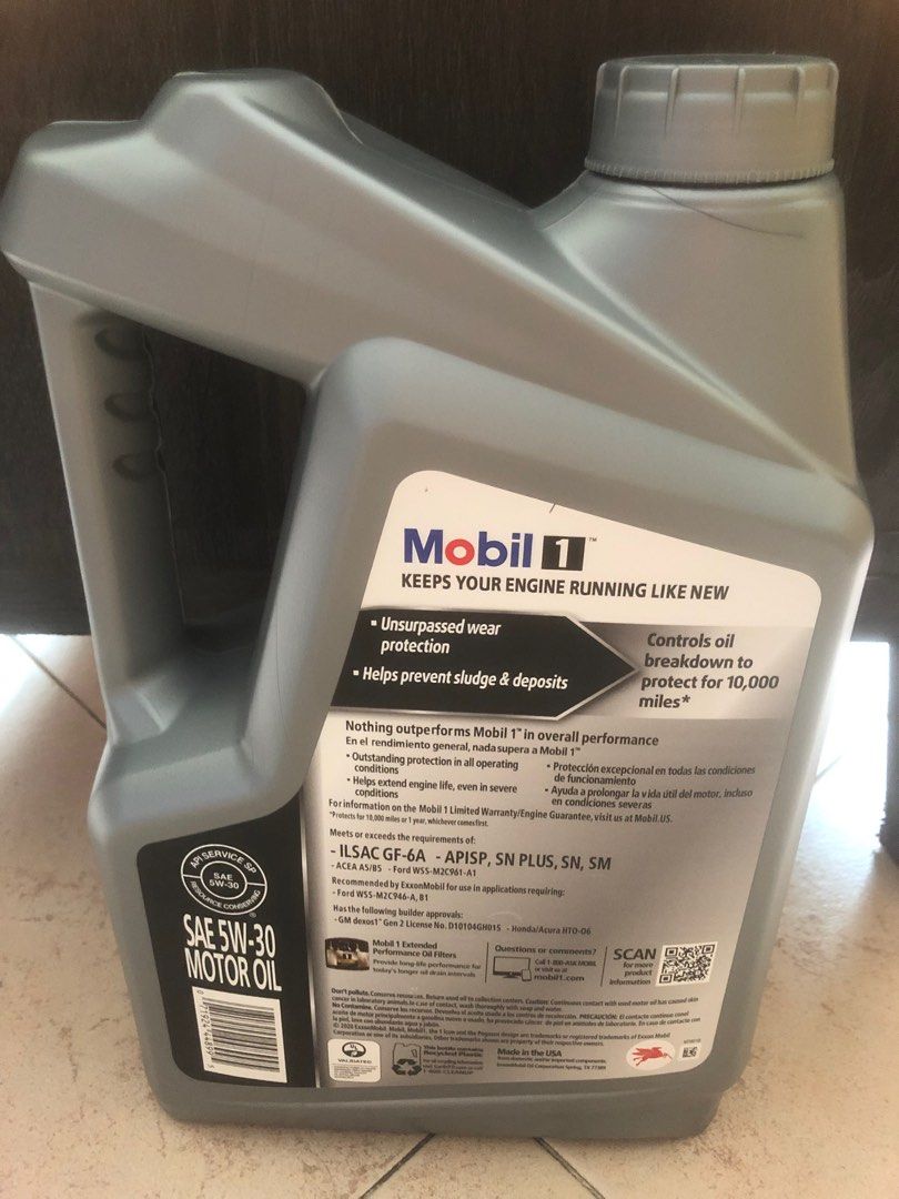 Mobil 5w30 engine oil ca. 5L, Car Accessories, Accessories on Carousell