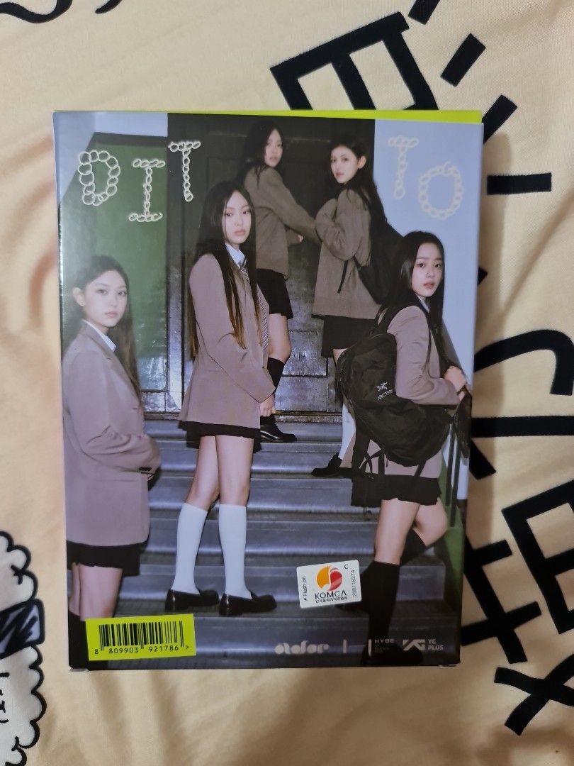 NewJeans Ditto Album, Hobbies & Toys, Memorabilia & Collectibles, K ...