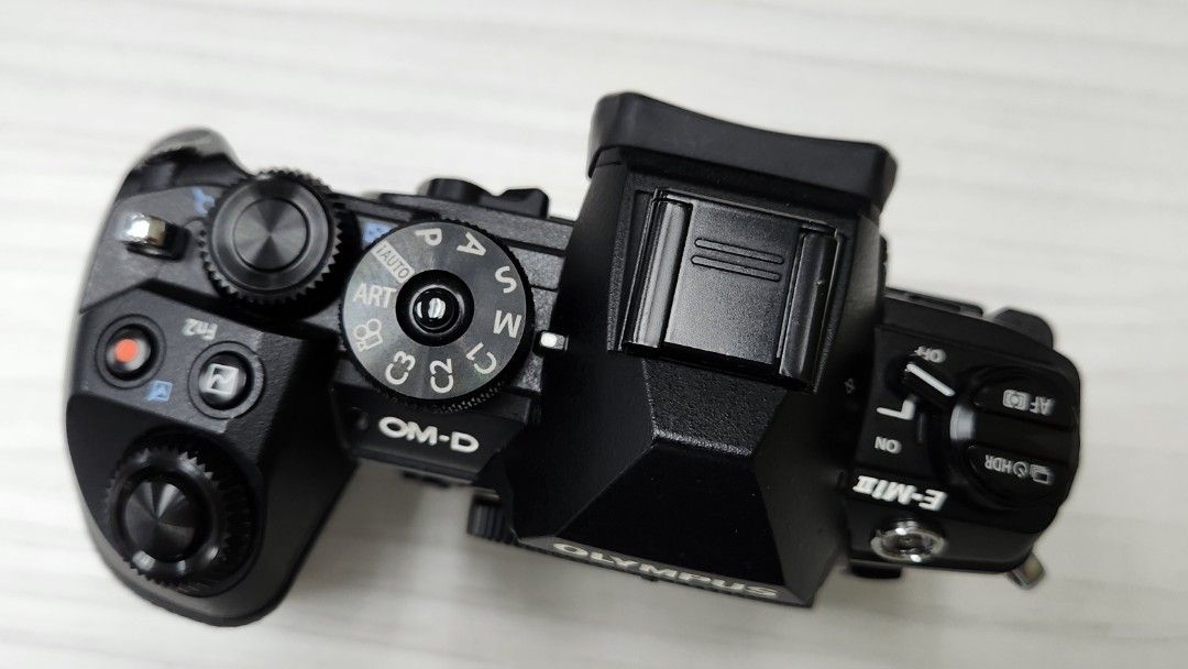 Olympus EM1 Mark II (Body Only), Photography, Cameras on Carousell