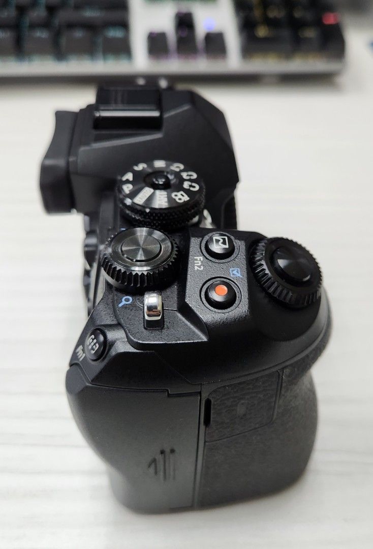 Olympus EM1 Mark II (Body Only), Photography, Cameras on Carousell