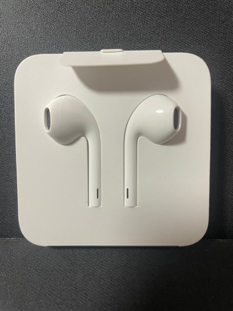 Original EarPods with Lightning Connector, Audio, Earphones on Carousell