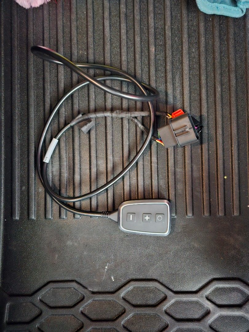 Pedalbox throttle controller volkswagen seat skoda, Car Accessories ...