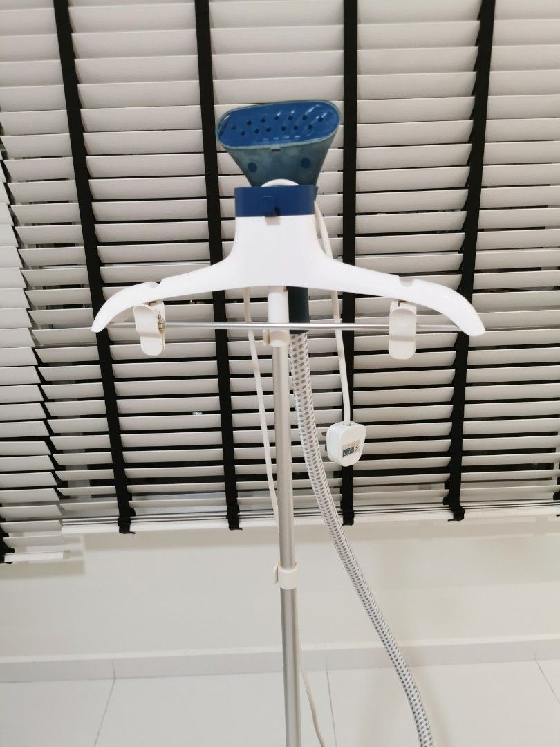 Philips iron stand, TV & Home Appliances, Irons & Steamers on Carousell