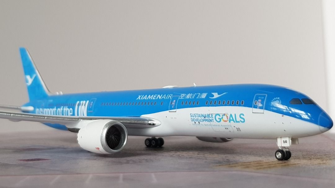 Phoenix Models Xiamen Air Boeing 787-9 Dreamliner B-1356 "United Dream ...