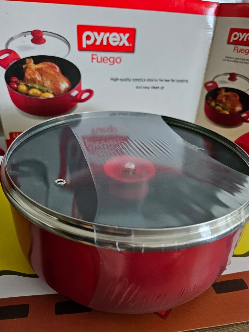 Pyrex Fuego pot 24cm, Furniture & Home Living, Kitchenware & Tableware ...