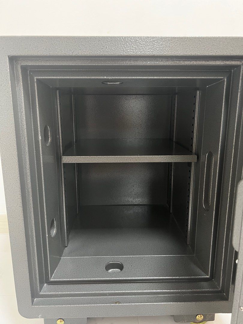 Safety Vault, Furniture & Home Living, Office Furniture & Fixtures on Carousell