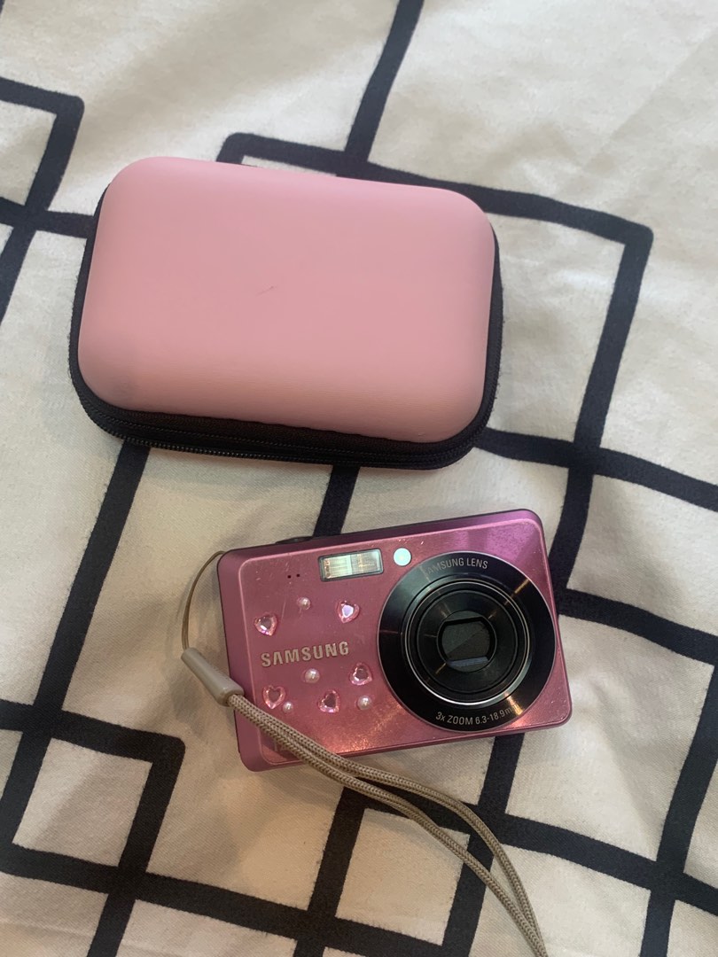 SAMSUNG ES60, Photography, Cameras on Carousell