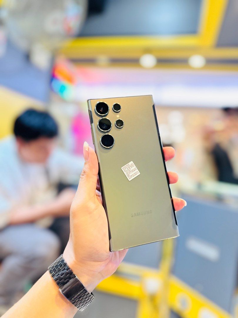 Samsung S23 Ultra 12/256 1 Bulan pakai, Telepon Seluler & Tablet ...