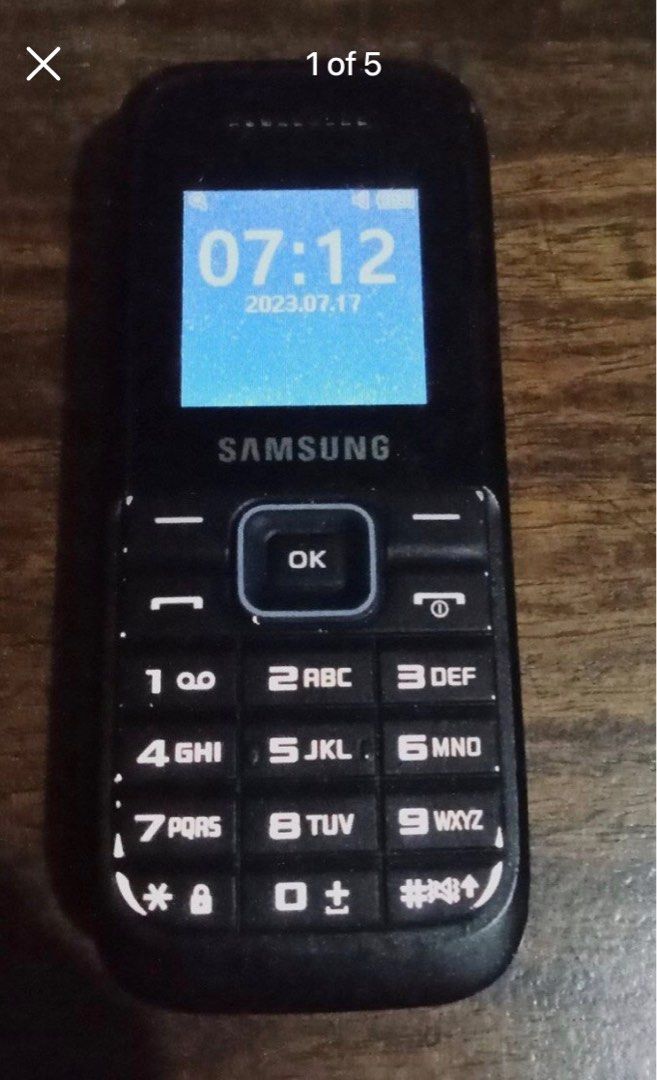 Samsung SM B105E Keypad Phone on Carousell