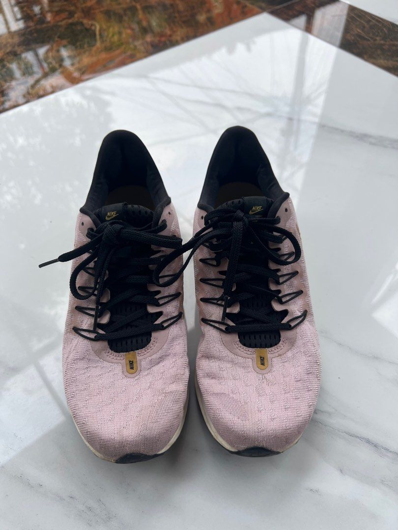 Sepatu lari / Sepatu Olahraga Merek Nike, Fesyen Wanita, Sepatu di ...