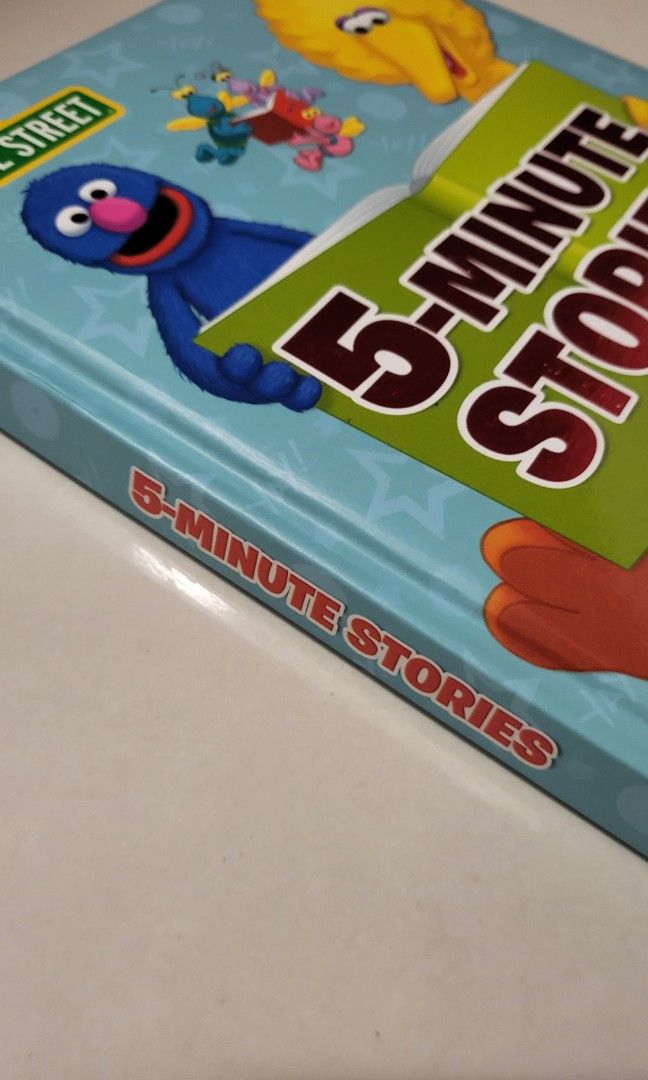 Sesame Street - 5 minute stories, Hobbies & Toys, Books & Magazines ...