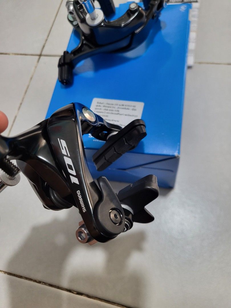 Shimano 105 R7000 Rim Brake Caliper, Sports Equipment, Bicycles & Parts ...