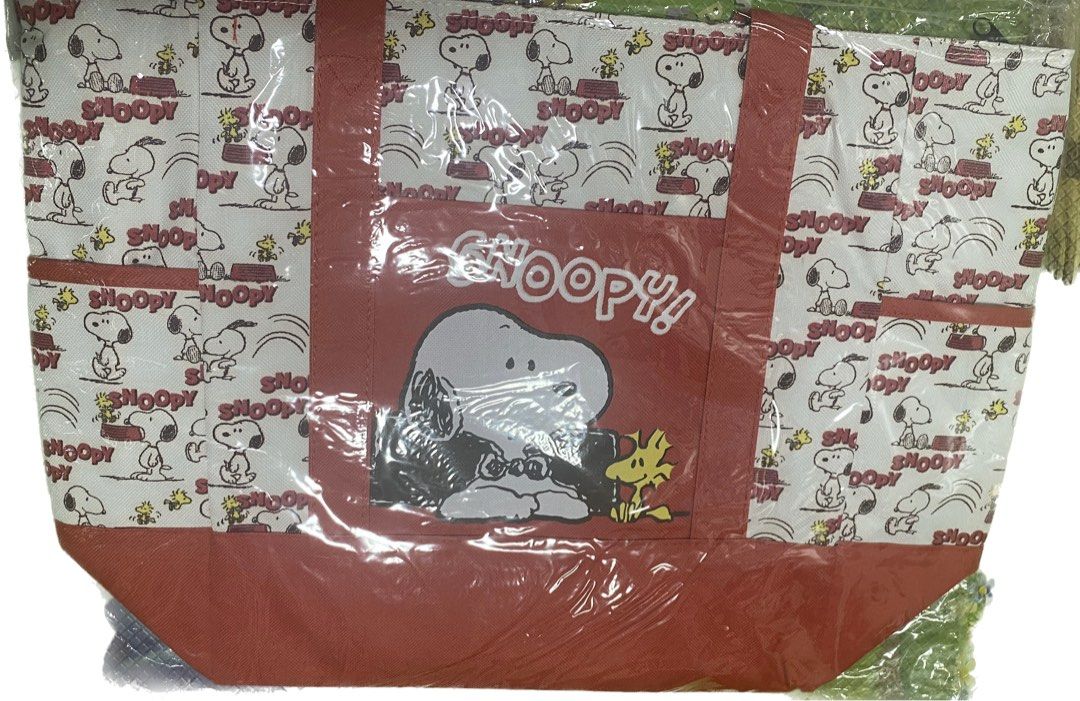 Snoopy cooler bag, Furniture & Home Living, Kitchenware & Tableware ...