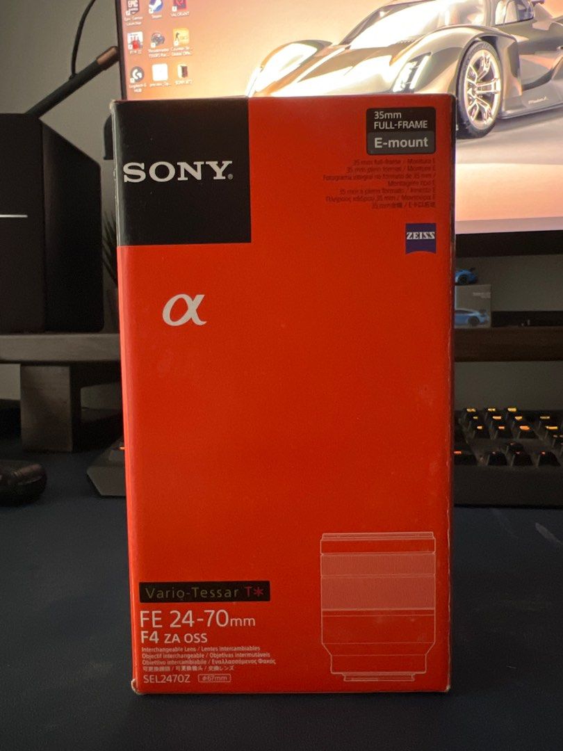 Sony FE 24-70mm F4 Zeiss lense, Photography, Lens & Kits on Carousell