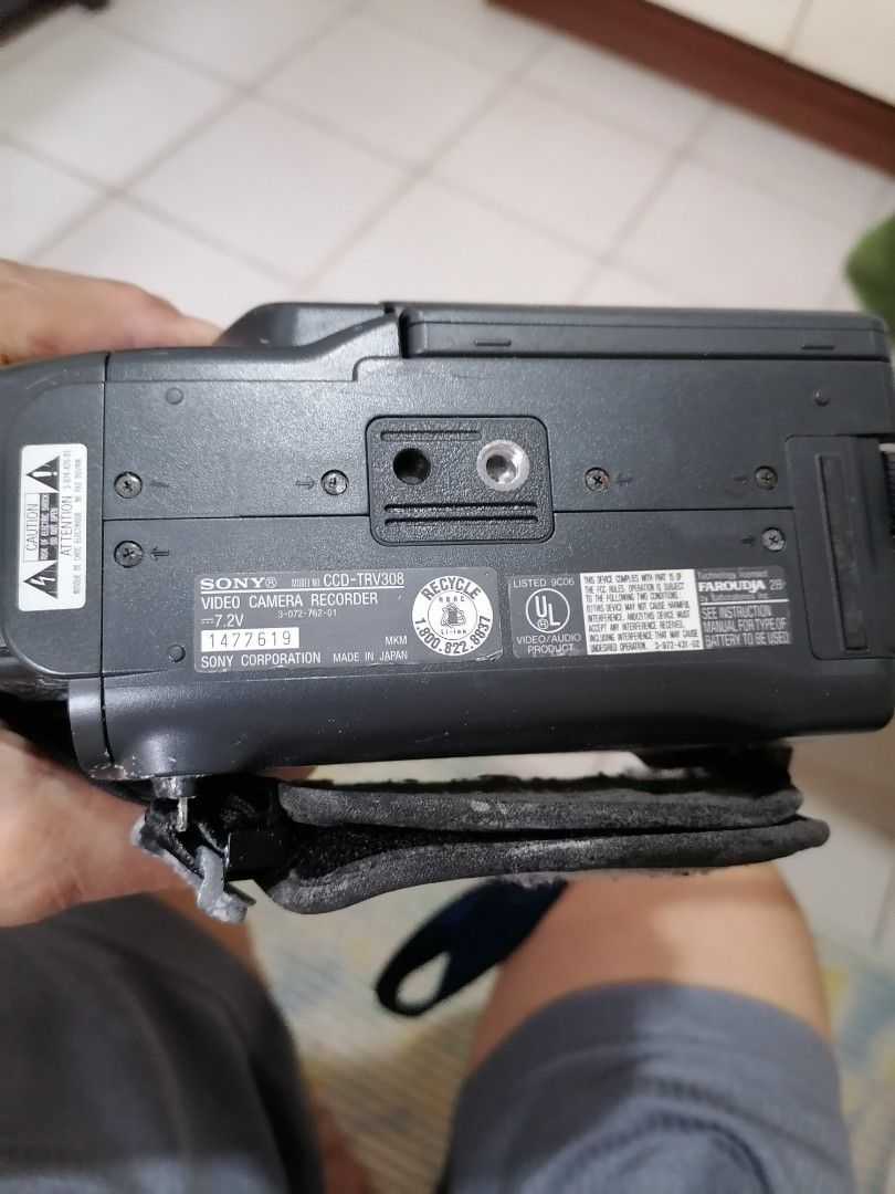 Sony Handycam Vision Hi8 used, Photography, Video Cameras on Carousell