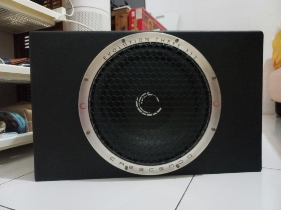 Subwoofer mobil cresendo evolution 312 murah, Elektronik, Audio di Carousell