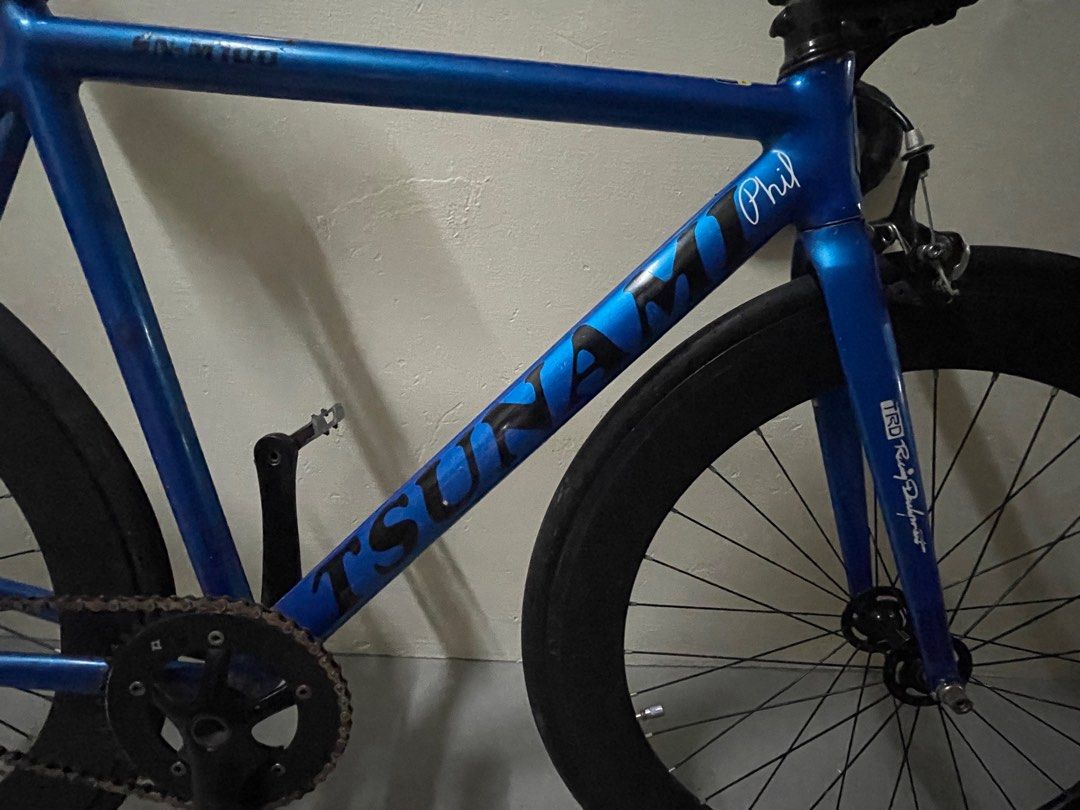 Tsunami Electric Blue Gen 1 SNM100 Fixie, Sports Equipment, Bicycles ...
