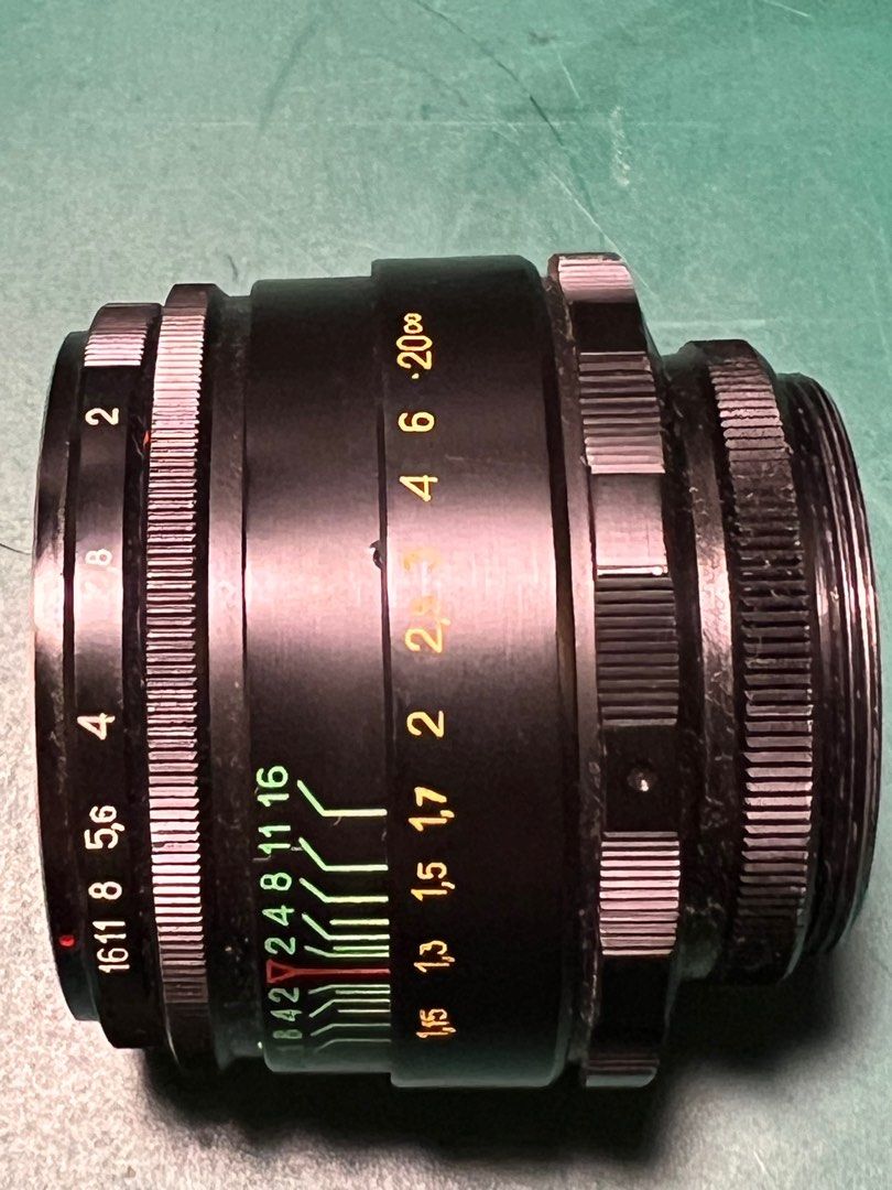 Vintage Helios 44-2 58mm F2 lens. Swirly bokeh., Photography, Lens & Kits on Carousell