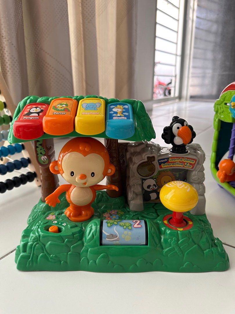 Vtech learn & dance interactive zoo, Hobbies & Toys, Toys & Games on ...