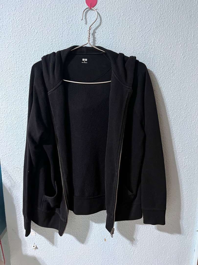 (XL) Uniqlo black jacket, Women's Fashion, Coats, Jackets and Outerwear on Carousell